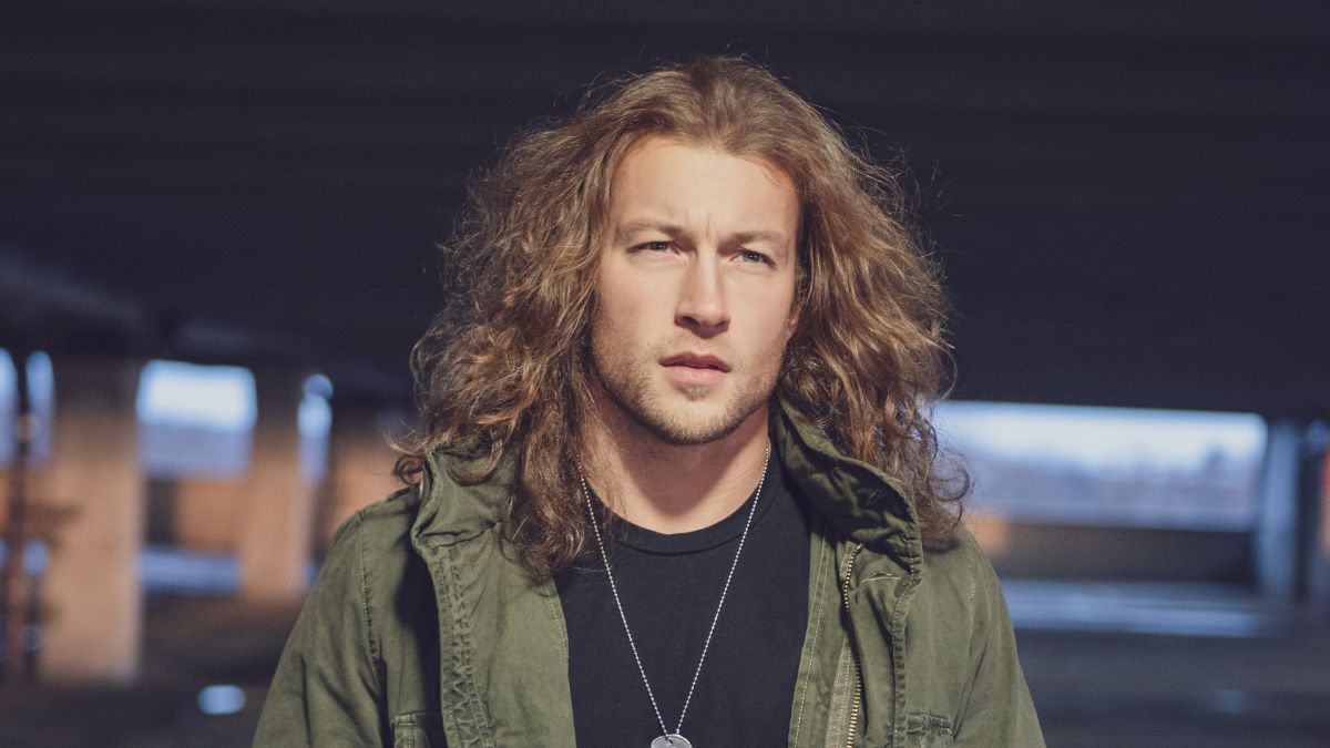 Cory Marks releases a new EP "Nashville Mornings". Rock News.